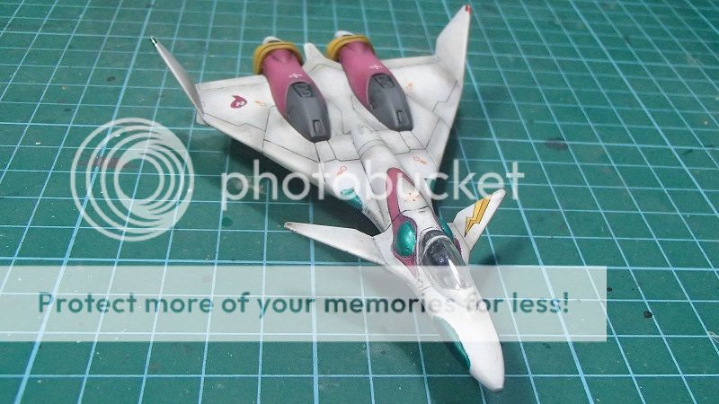 Macross7 1/144 VF-11 MaxL - International Scale Modeller