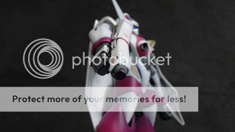 Macross7 1/144 VF-11 MaxL - International Scale Modeller