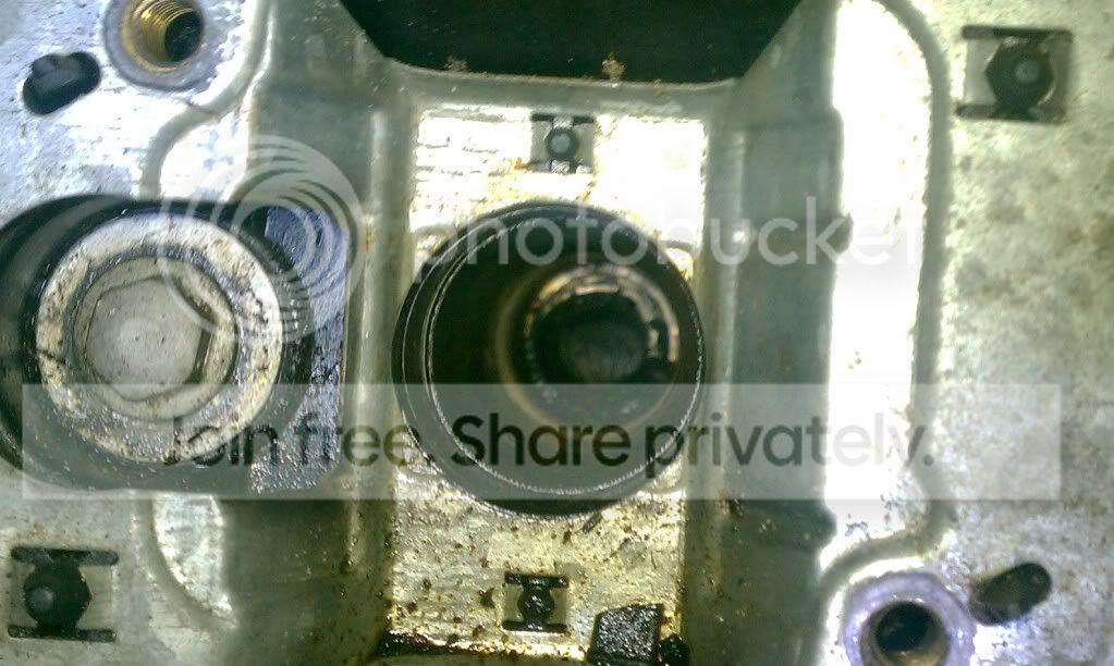 Stripped/cross threaded spark plug?