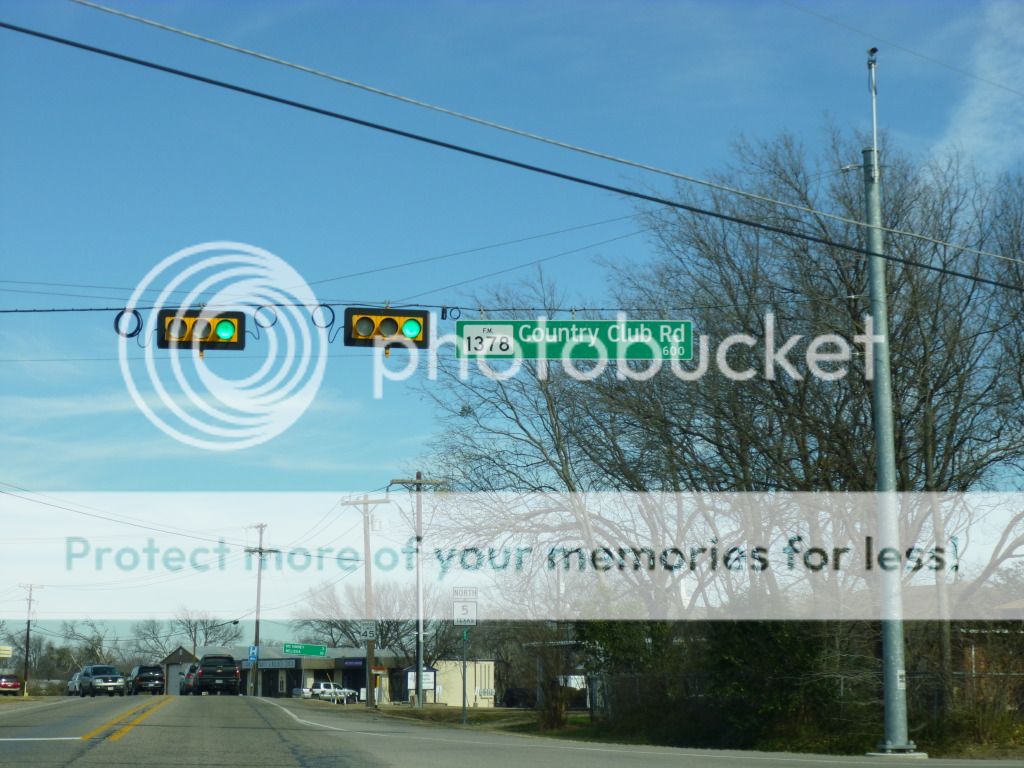 Texas: New Style of TxDOT Signal-Mounted Street Name Sign